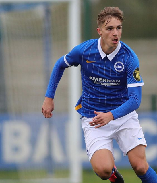 Who Is Lars Dendoncker Brother Leander Dendoncker (Footballer)? Their ...