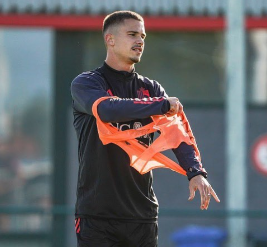 Who Is Lars Dendoncker Brother Leander Dendoncker (Footballer)? Their ...