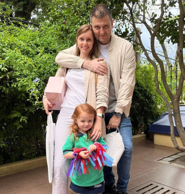 Meet Martin Charquero Esposa Magdalena Monteiro: Hijo Juan Cruz And ...