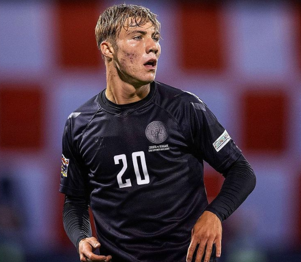 Who Are Rasmus Hojlund Brother? Meet Emil And Oscar - Age Difference ...