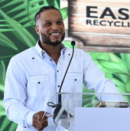 Are Yennier Cano & Robinson Cano Related? Net Worth, Family & More Details