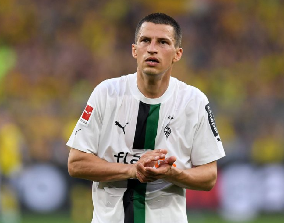 Who Is Stefan Lainer (Footballer) Wife? Meet Bundesliga Star Frau ...