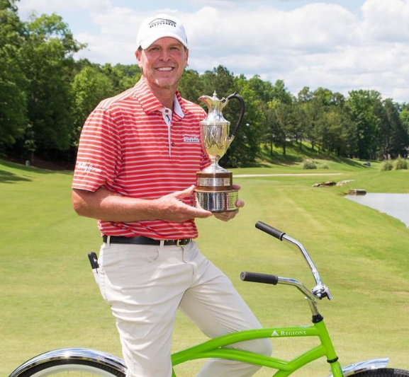 Who Is Steve Stricker Caddie Izzi Stricker? Meet His Daughter And ...