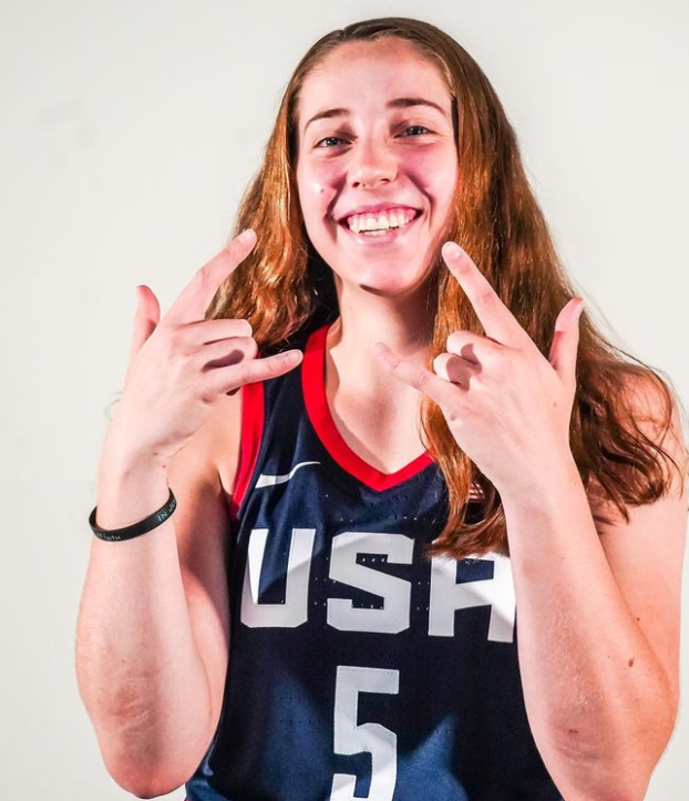 Who Is Taylor Mikesell Brother Clarke Mikesell? Family Ethnicity And ...