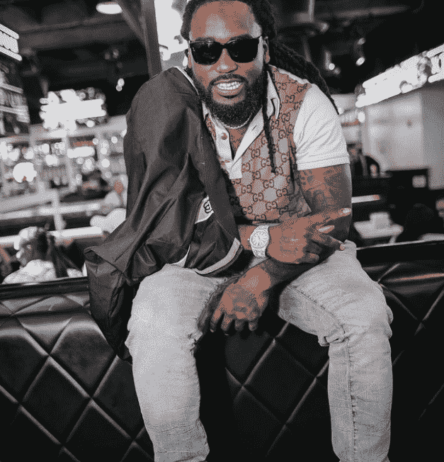 Who Is Alex Collins Girlfriend Or Wife? NFL Star Relationship History ...