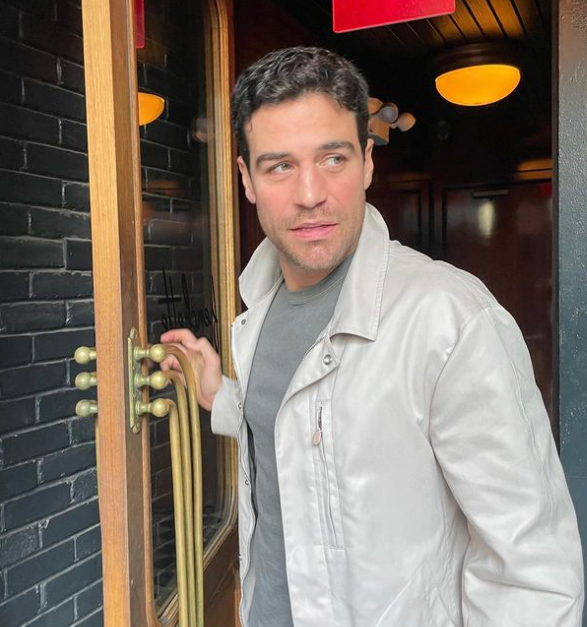 Who Is John Amabile (Joe Amabile Brother)? Their Age Difference And ...