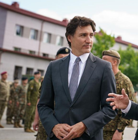 Are Pierre Trudeau and Justin Trudeau Related? Family, Wife and More