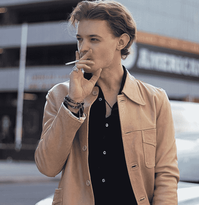 How Old Is Nikolai Leon? Alien Invasion Cast Age And Wiki/Bio Explored