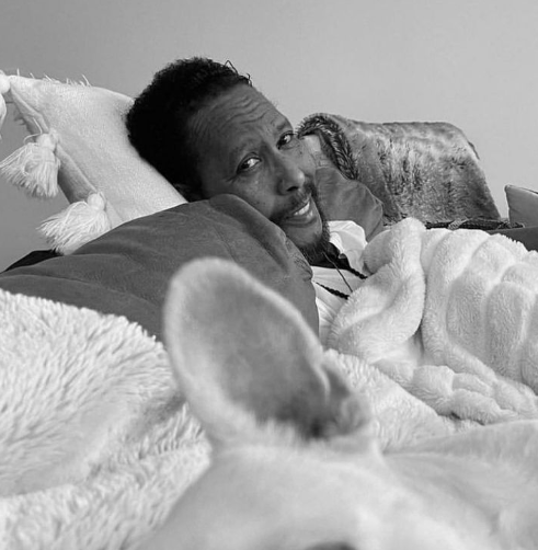 Ron Cephas Jones' (Obituary): Explored His Parents, Siblings, Career ...