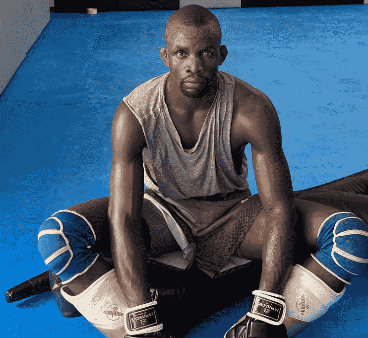 Themba Gorimbo Siblings: Does He Have A Brother Or Sister? Family ...