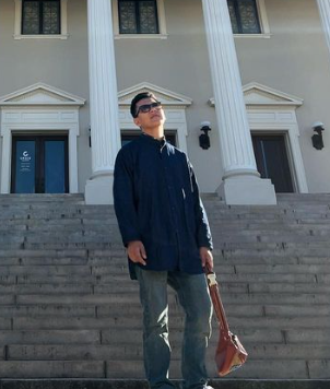 The Family of Yokoi Kenji: Aleisy Toro and Their Son, Kenji David