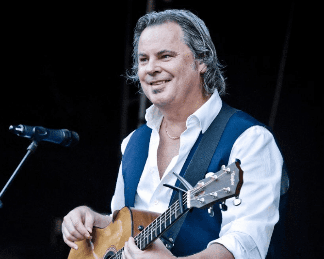 How Did Bruce Guthro Die? Death Cause Revealed - What Happened?