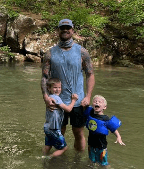 Meet Chris Long Children: Waylon James, Luke Redding, June Long