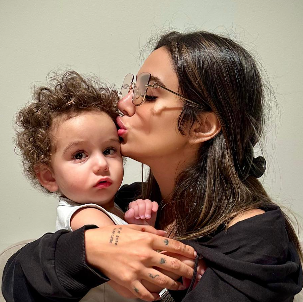 Who Is Ece Ronay? Explore Scandel, Controversy And More About Turkish ...