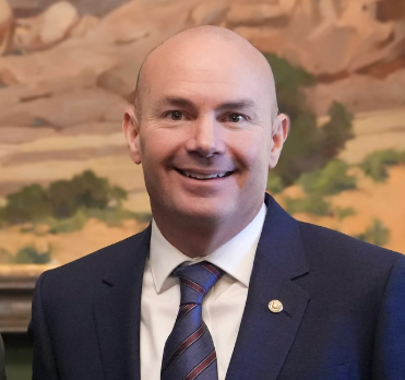 Mike Lee Health Update: Cancer Battle & Hair Loss Recovery