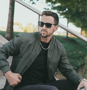 Nic Kerdiles: Motorcycle Crash, Mental Health Journey, Depression ...