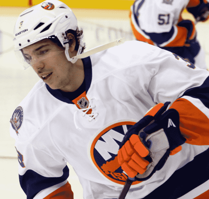 Who Is NFL Star Travis Hamonic Wife? Meet Stephanie Hamonic And Their ...