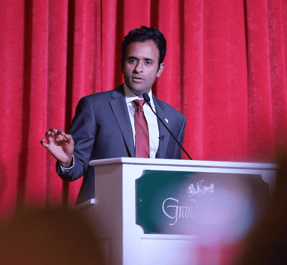 Meet Vivek Ramaswamy Kids Karthik And Arjun - Their Age Difference And ...