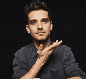 Is The One Piece Live Action Buggy Jeff Ward Gay or not?