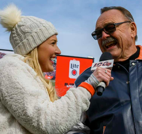 Dick Butkus (Obituary): Meet Parents Emma & John Butkus, Career, Bio ...