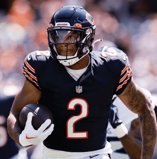 Who Are D. J. Moore: Parents? Bio, Career, Siblings, Family, Net Worth ...