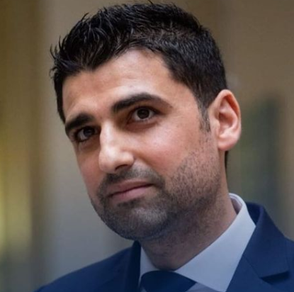 Guillaume Farde: Explored Parents, Ethnicity, Origin, Pet Dog And More