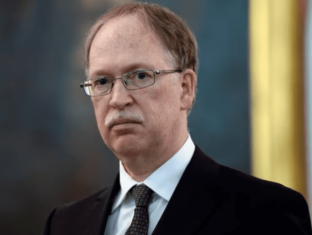 Ian Shugart's Wife Linda Shugart: Bio, Career, Kids & Family