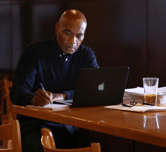 Who Is Amanda Harris, Tony Harris Wife? Meet Their Son Michael Harr