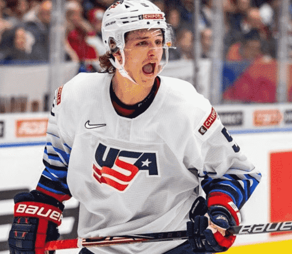 Trevor Zegras & Dixie D’Amelio: Are They in a Relationship? Girlfriend ...