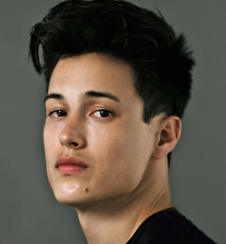 Exploring Derek Luh: Parents, Siblings, Ethnicity, Biography, Career ...