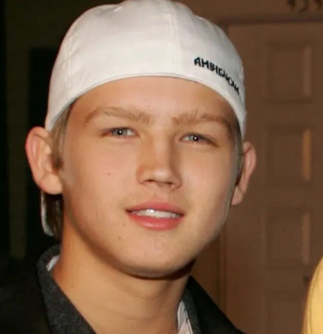 Is Evan Ellingson Dating Someone? Relationship, Wife And Cancer Rumors