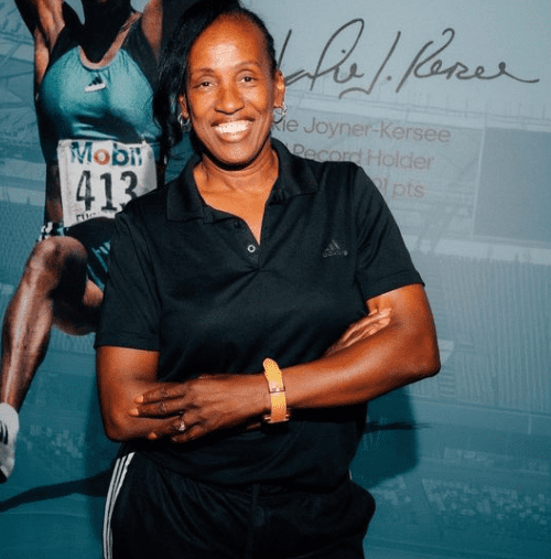 Jackie Joyner Kersee's Flawless Nails - Real or Acrylic?