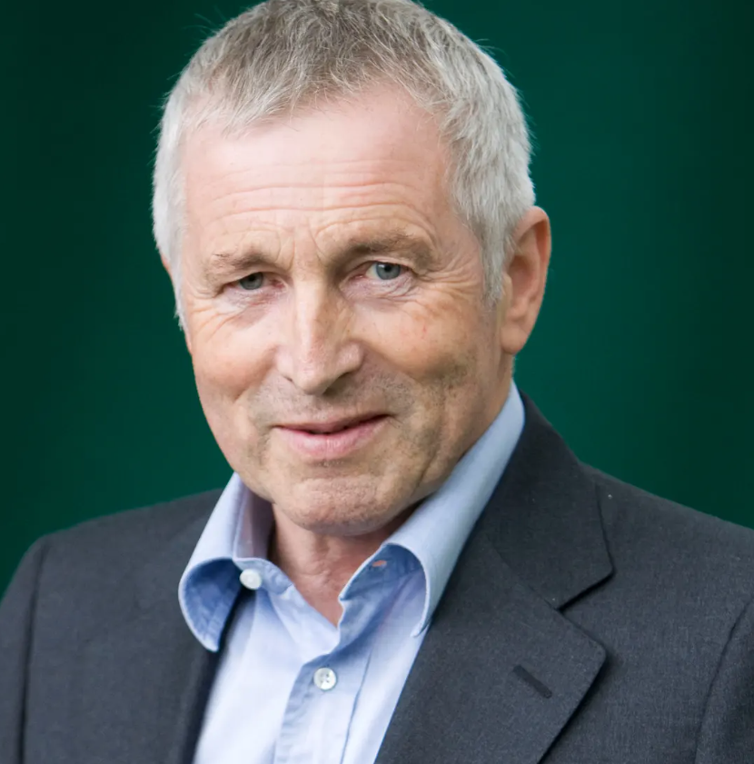 Meet Jonathan Dimbleby Wife Jessica Ray, Daughters Daisy And Gwendolen ...