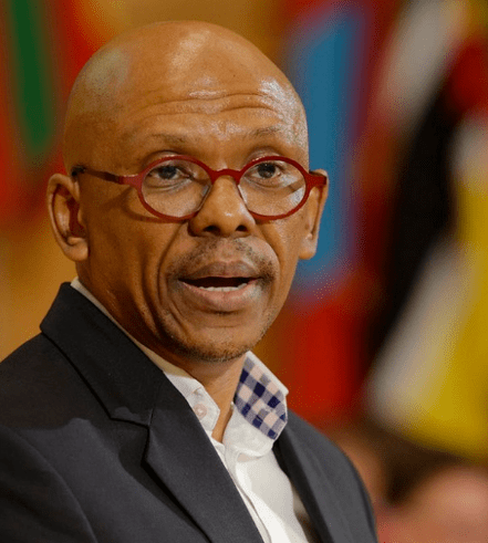 Mthunzi Mdwaba Spouse: Unveiling Details About His Wife, Children and ...