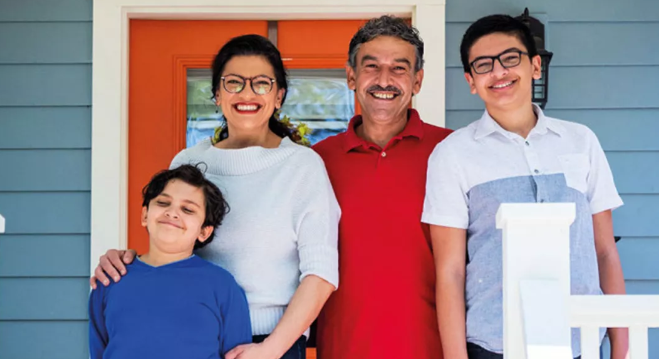 Rashida Tlaib Husband Fayez Tlaib Age Gap And Marriage Photos