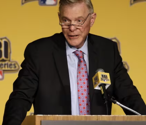 Meet Ray Davis, Rangers Owner, and His Family: Linda Davis and Their ...