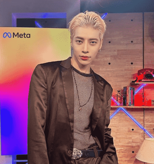 Aoora (Singer) Wiki, Age, Career, Family, Net Worth & More