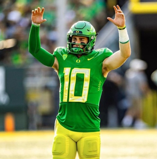 Unveiling the Charismatic Lives of Bo Nix's Sisters, Emma Grace Davis ...