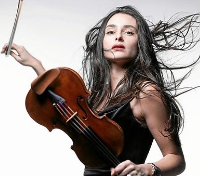 Meet Esther Abrami Origine Parents: Exploring Family Background And ...