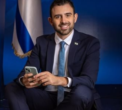 Exploring Eylon Levy's Life, Wikipedia Legacy, and Timeless Success