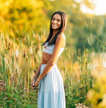 Meet Harper Murray Sister Kendall Murray: Wikipedia, Age And Parents ...