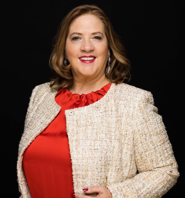 Kathy Kelly: Family And Ethnicity, Parents And Siblings And Her Husband