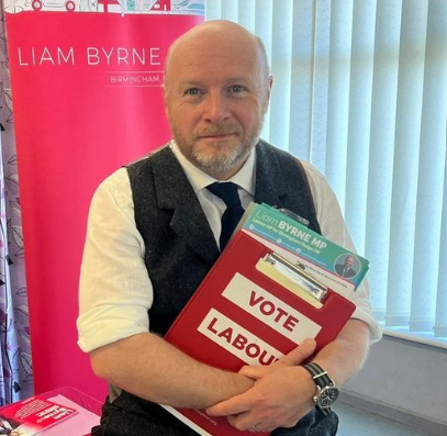 Meet Liam Byrne Wife Sarah Harnett: Childrens, Family And Married Life