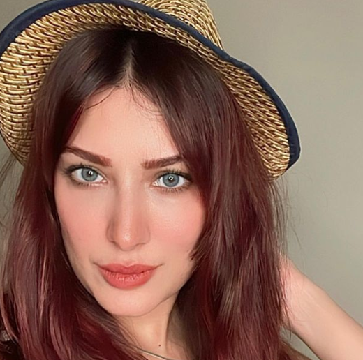 Mehwish Hayat Footage Scandal And Controversy: Leaked Video, Reaction ...