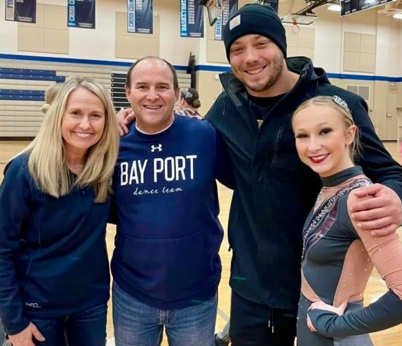 Meet Miami Dolphins Alec Ingold: Parents, Sister Sydnie Ingold And Wife