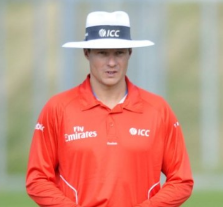 Umpire Richard Kettleborough's Car Accident Rip Video Breaks the Internet