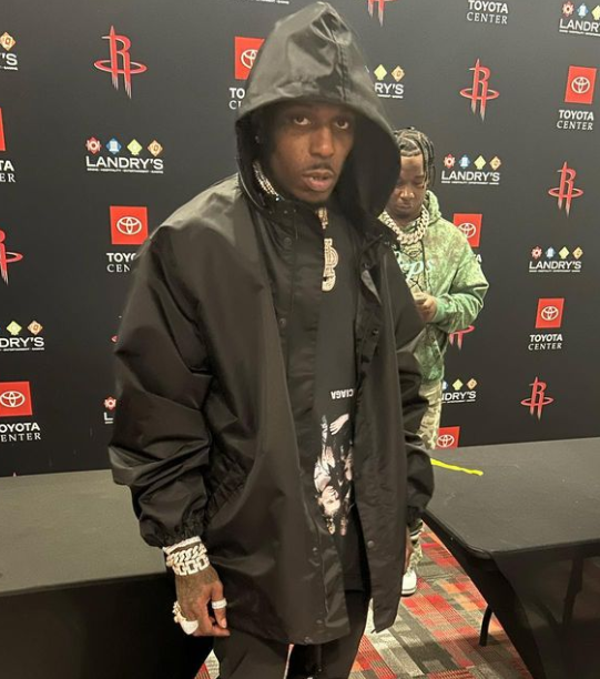 Sauce Walka Wife Bambi Doe: Pregnant And Baby Bump