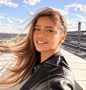Bianca Bustamante (F4 Driver): Relationship with Erwan Thomas ...