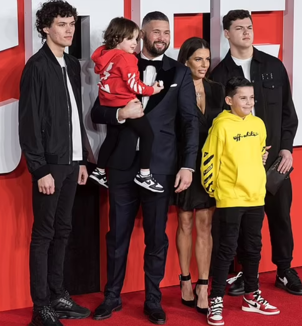 Exploring Tony Bellew's Brother Liam Bellew: Parents, Wife And Sister