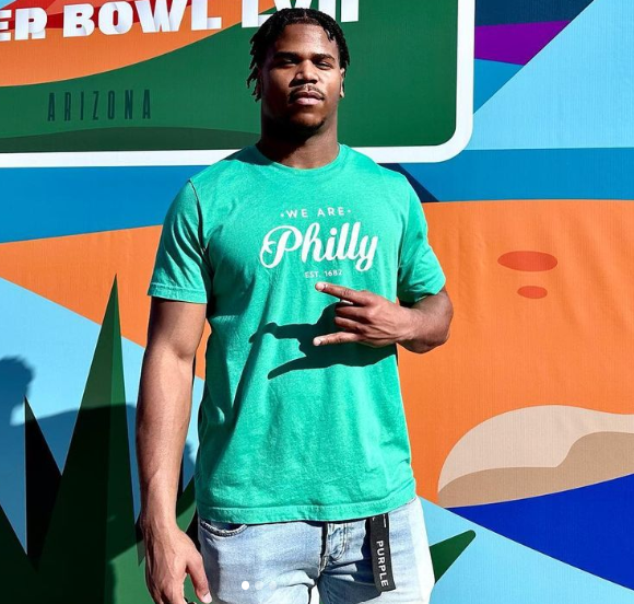 Meet Christopher Carter: Abdul Carter Father, Christopher Carter's ...